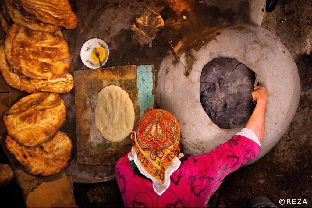 tendir_bread_azerbaijan - Tour to Azerbaijan
